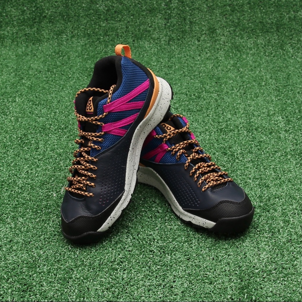 New Nike Acg Hiking Shoes - Gem